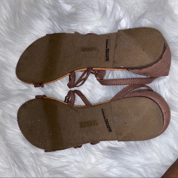 Report | Shoes | Gladiator Sandals | Poshmark